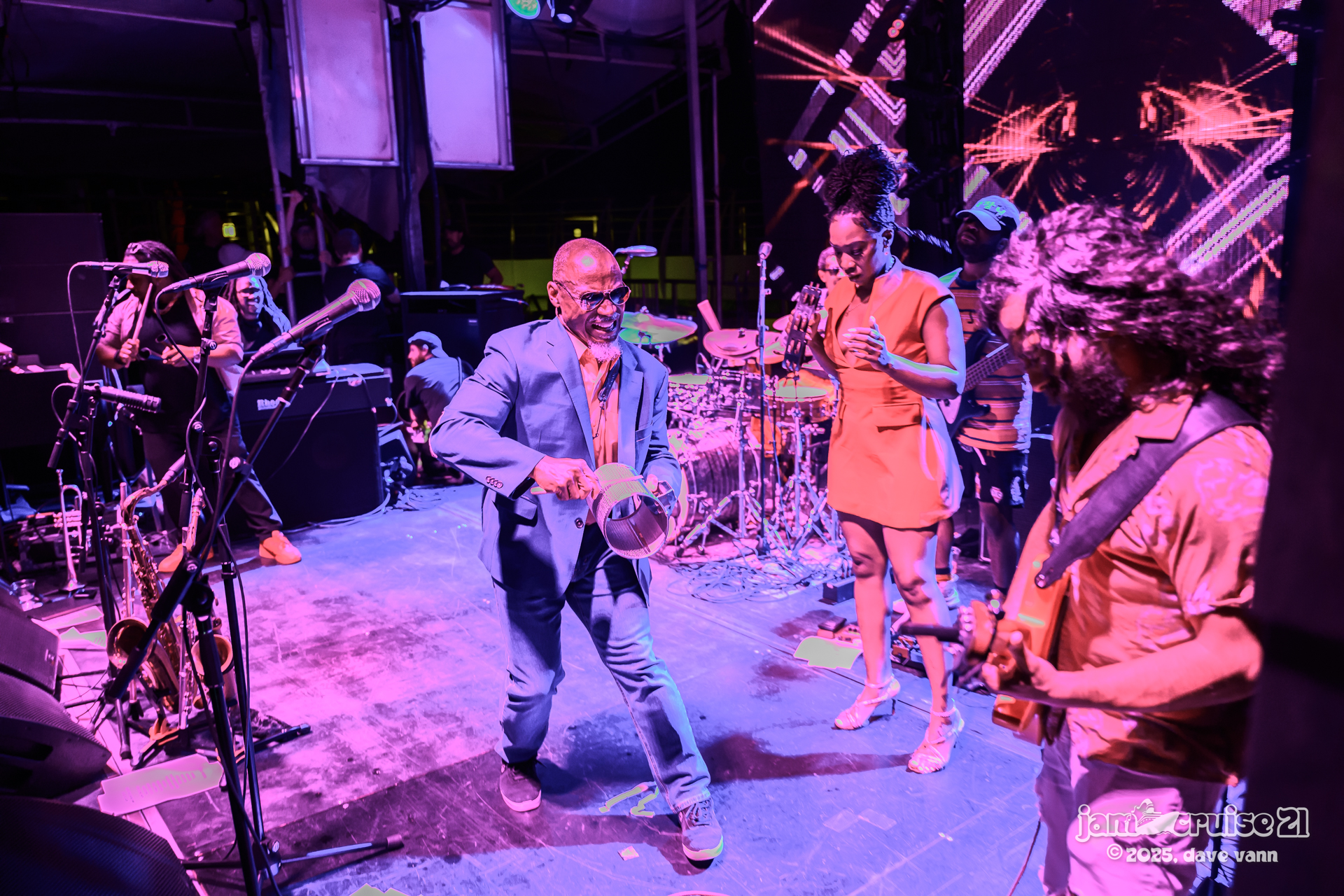 jc21 Karl Denson's Tiny Universe Dave Vann • MUSICFESTNEWS